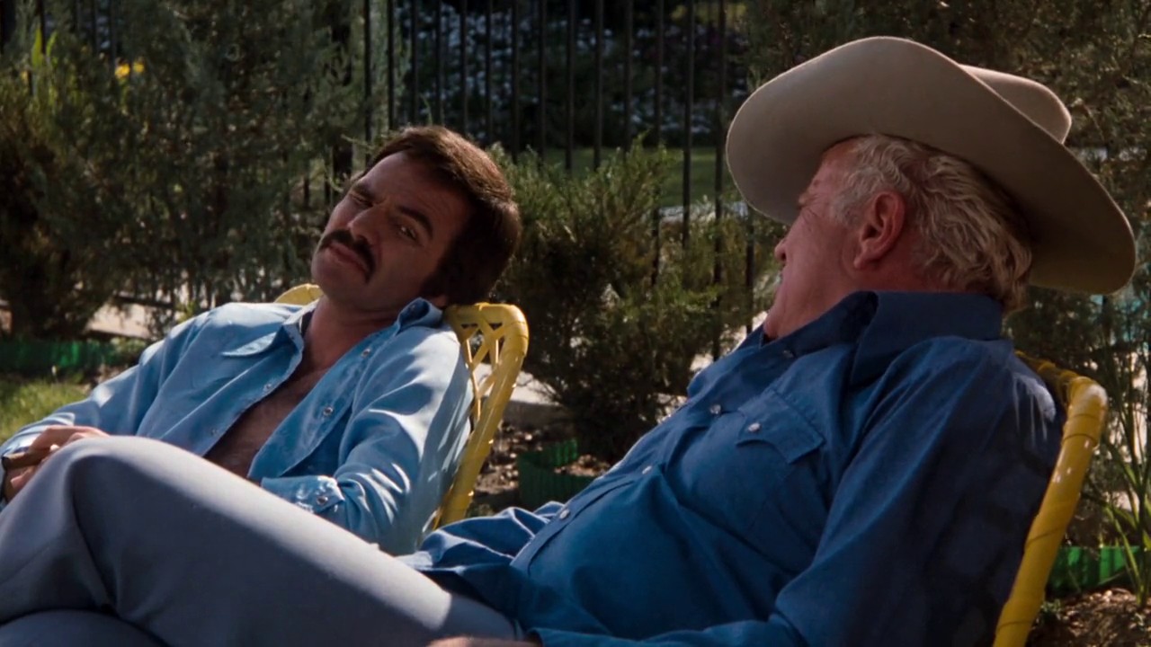 Hooper Movie Trailer - Suggesting Movie