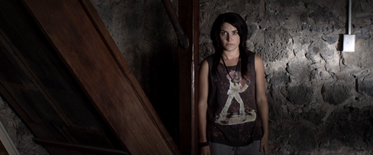 Housebound Movie Trailer - Suggesting Movie