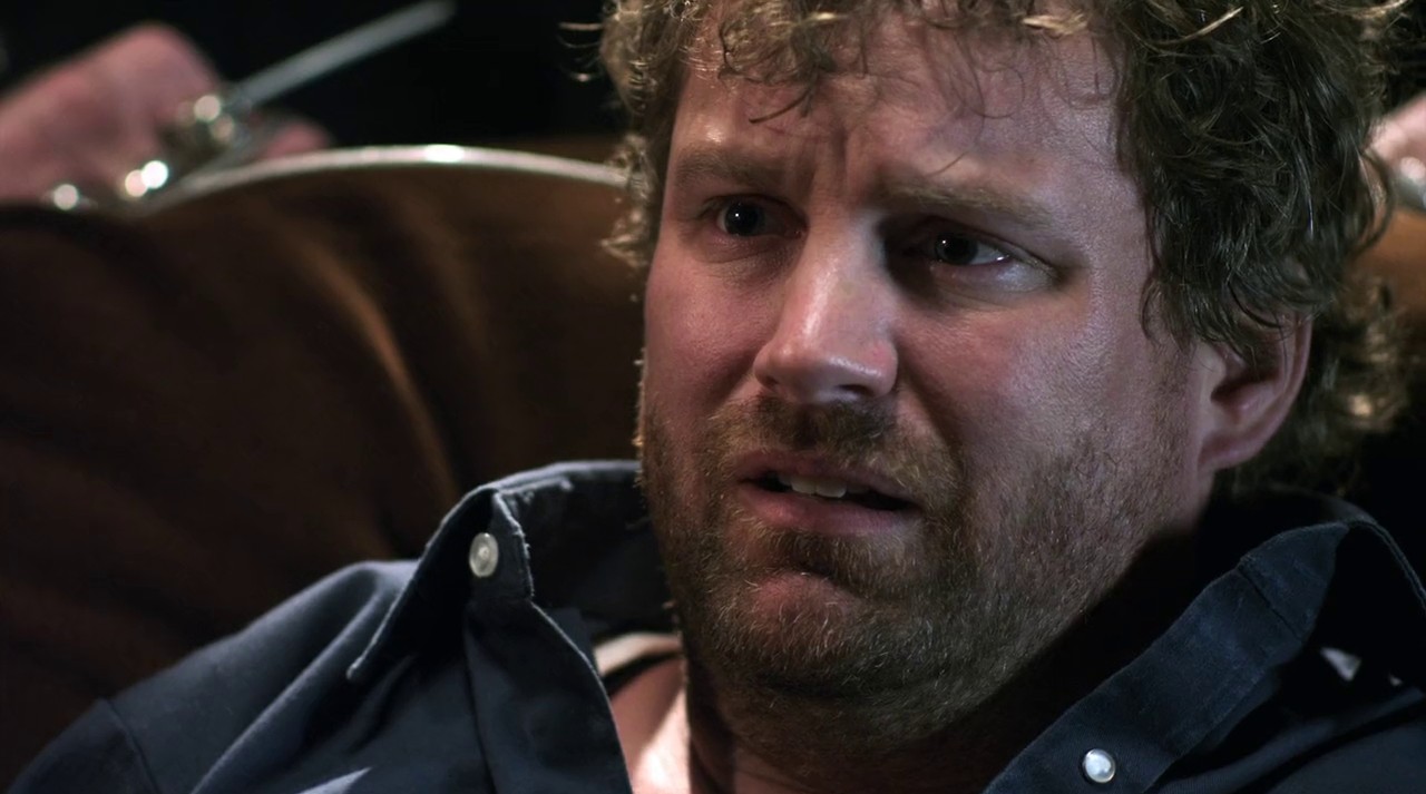 Recoil Movie Trailer - Suggesting Movie