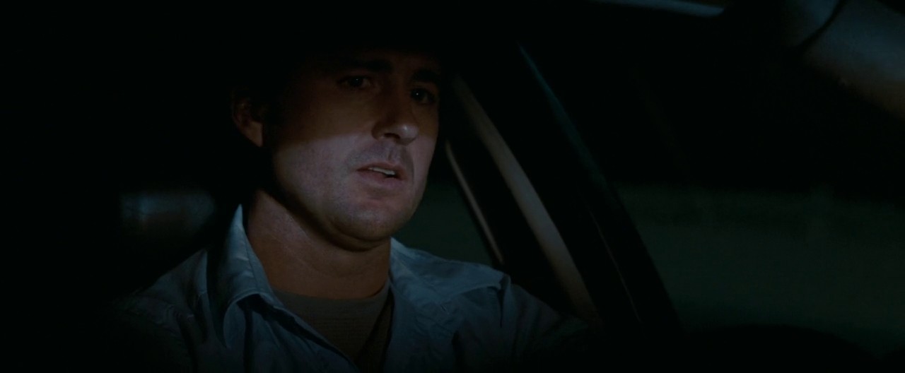 Vacancy Movie Trailer - Suggesting Movie