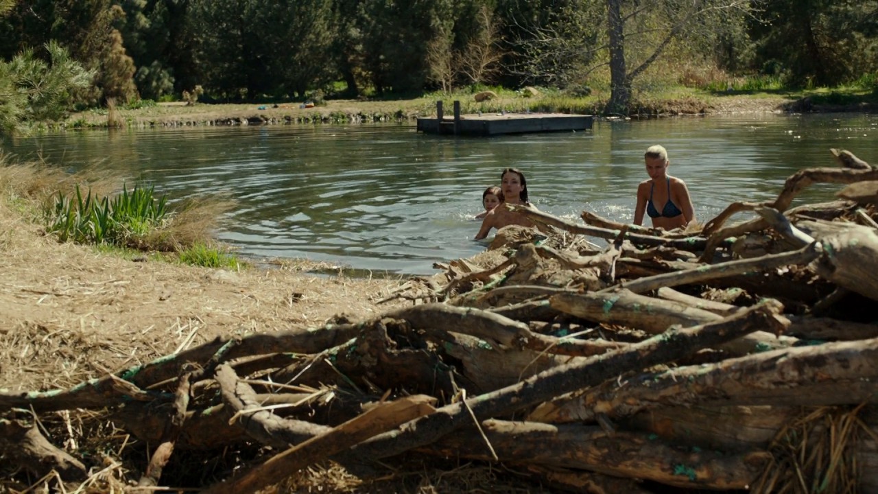 Zombeavers Movie Trailer - Suggesting Movie