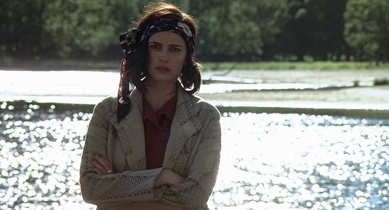 Cracks Movie Trailer - Suggesting Movie