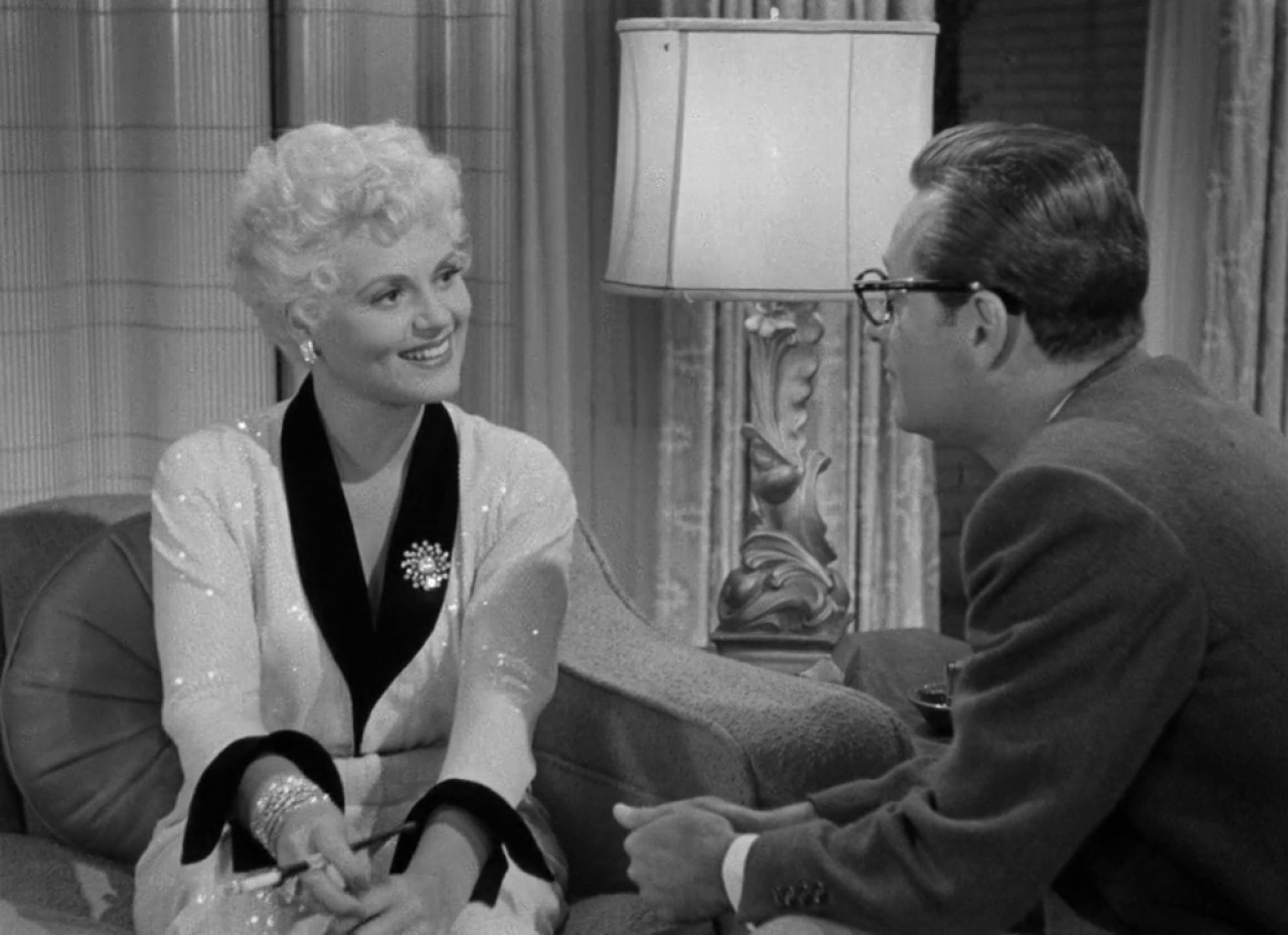 Born Yesterday Movie Trailer - Suggesting Movie