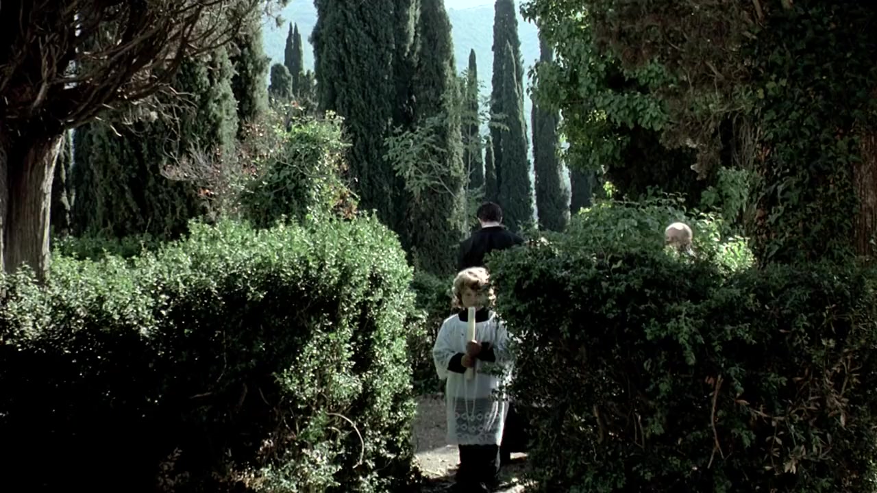 Cemetery Man Movie Trailer - Suggesting Movie