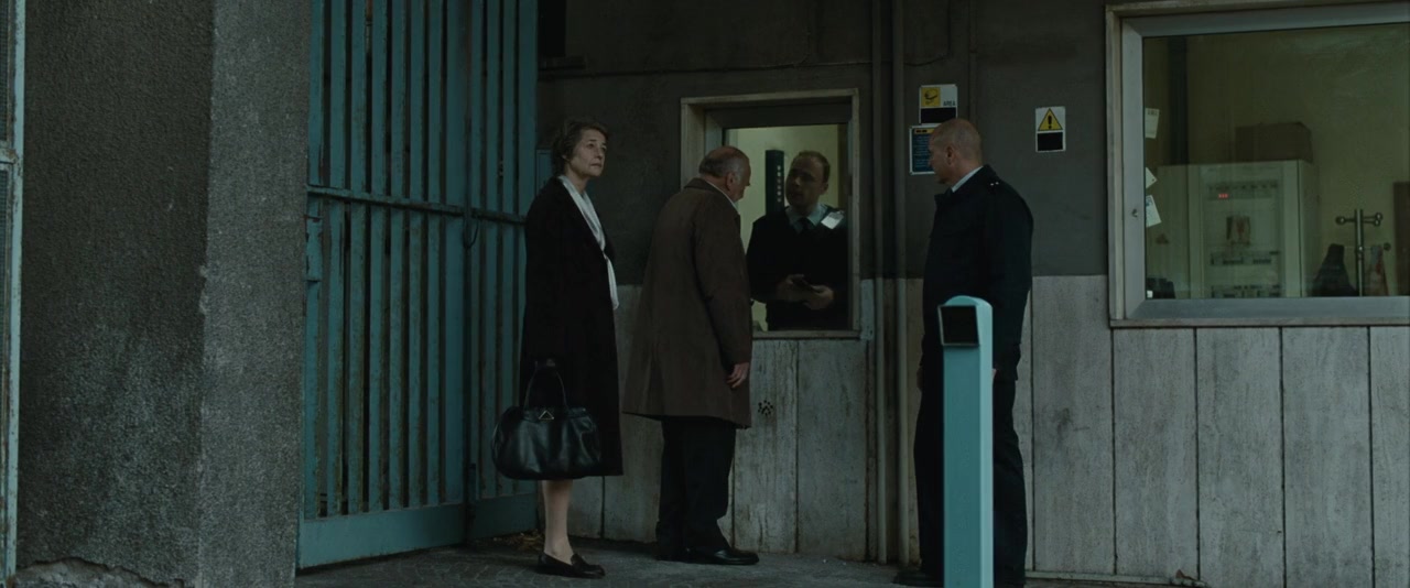 Hannah Movie Trailer - Suggesting Movie