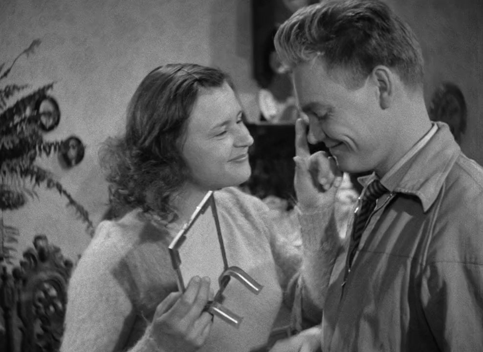 Summer with Monika Movie Trailer - Suggesting Movie